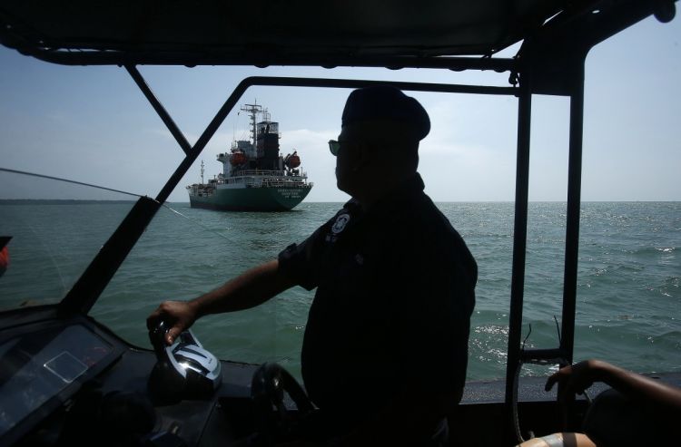 Nggak hanya di film, bajak laut benar-benar ada di 10 tempat ini