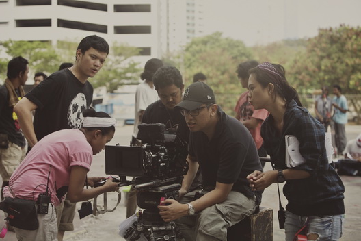 Dua sutradara ini duet bikin film keren yang bersinar di internasional