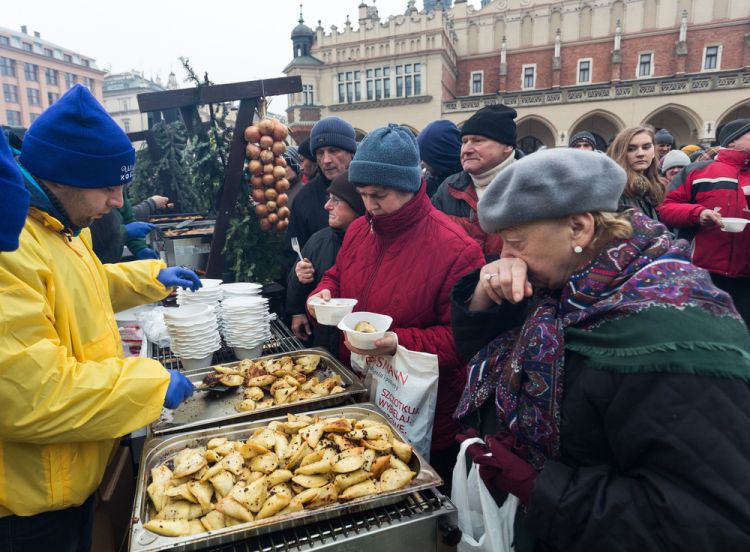 Low Social Rank Bigger Health Risk Than Obesity: Study