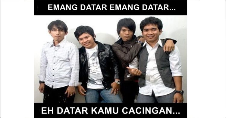 11 Meme 'bumi datar' ini kocaknya bikin ketawa meringis