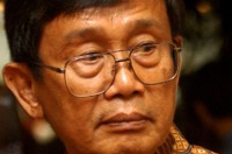 Ini perjalanan karier Ajip Rosidi sebelum menikah dengan Nani Wijaya Ini perjalanan karier Ajip Rosidi sebelum menikah dengan Nani Wijaya