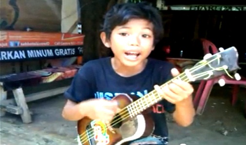 Ingat Tegar si pengamen cilik? Ini kabar terbarunya