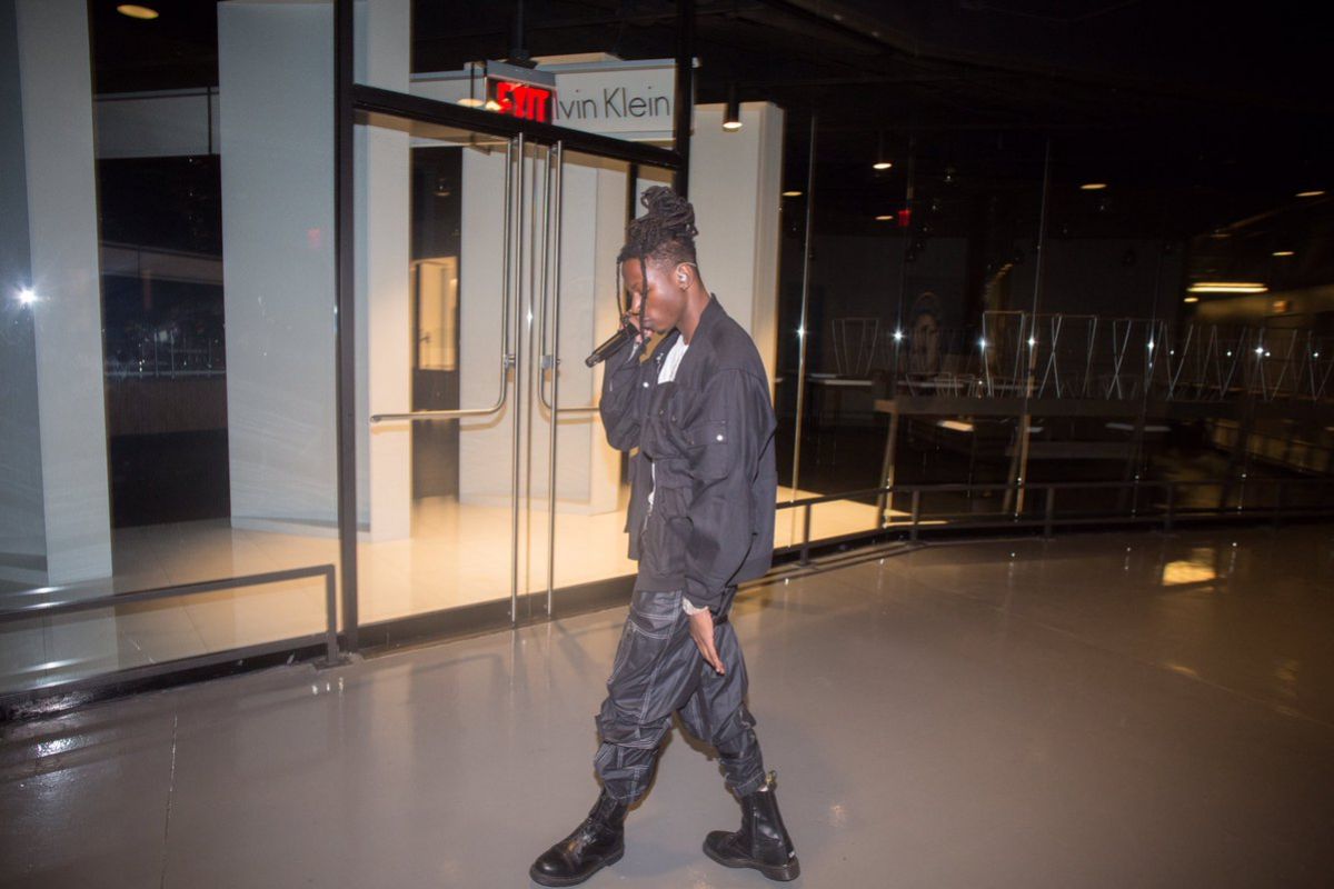 Rapper Defiantly Stares At Eclipse, Cancels Shows