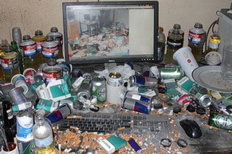 12 Potret komputer kotor ini dijamin bikin kamu bergidik, jorok abis