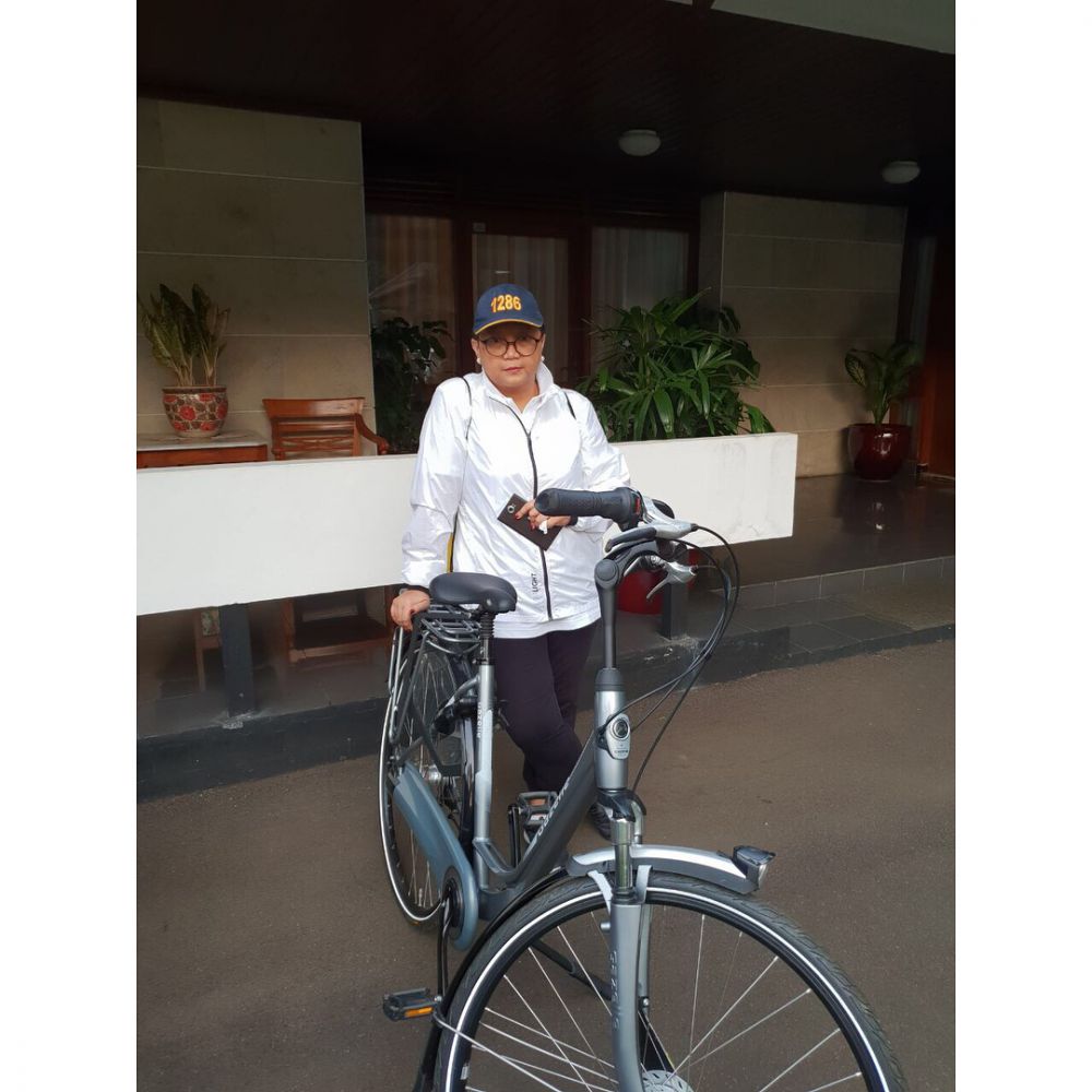 7 Sisi lain dari Menlu Retno Marsudi, gayanya khas anak muda bang