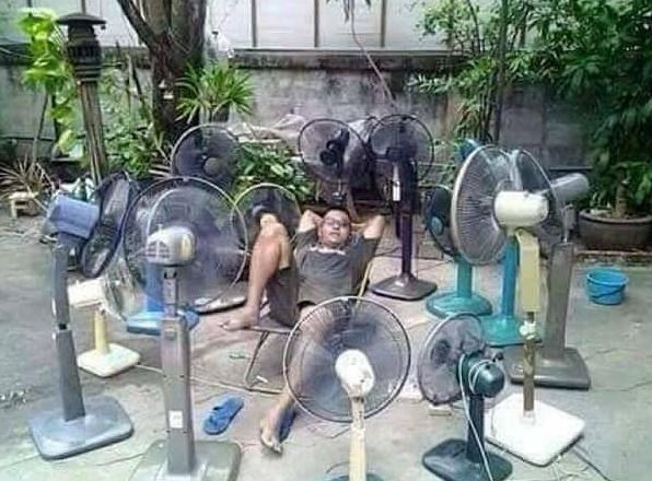 10 Foto Lucu Kelakuan Bapak Bapak Lagi Gabut Ini Bikin Geregetan 