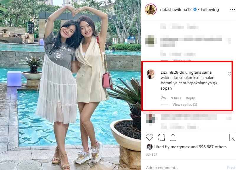 7 Gaya busana Natasha Wilona ini dinilai terlalu seksi, tuai krit