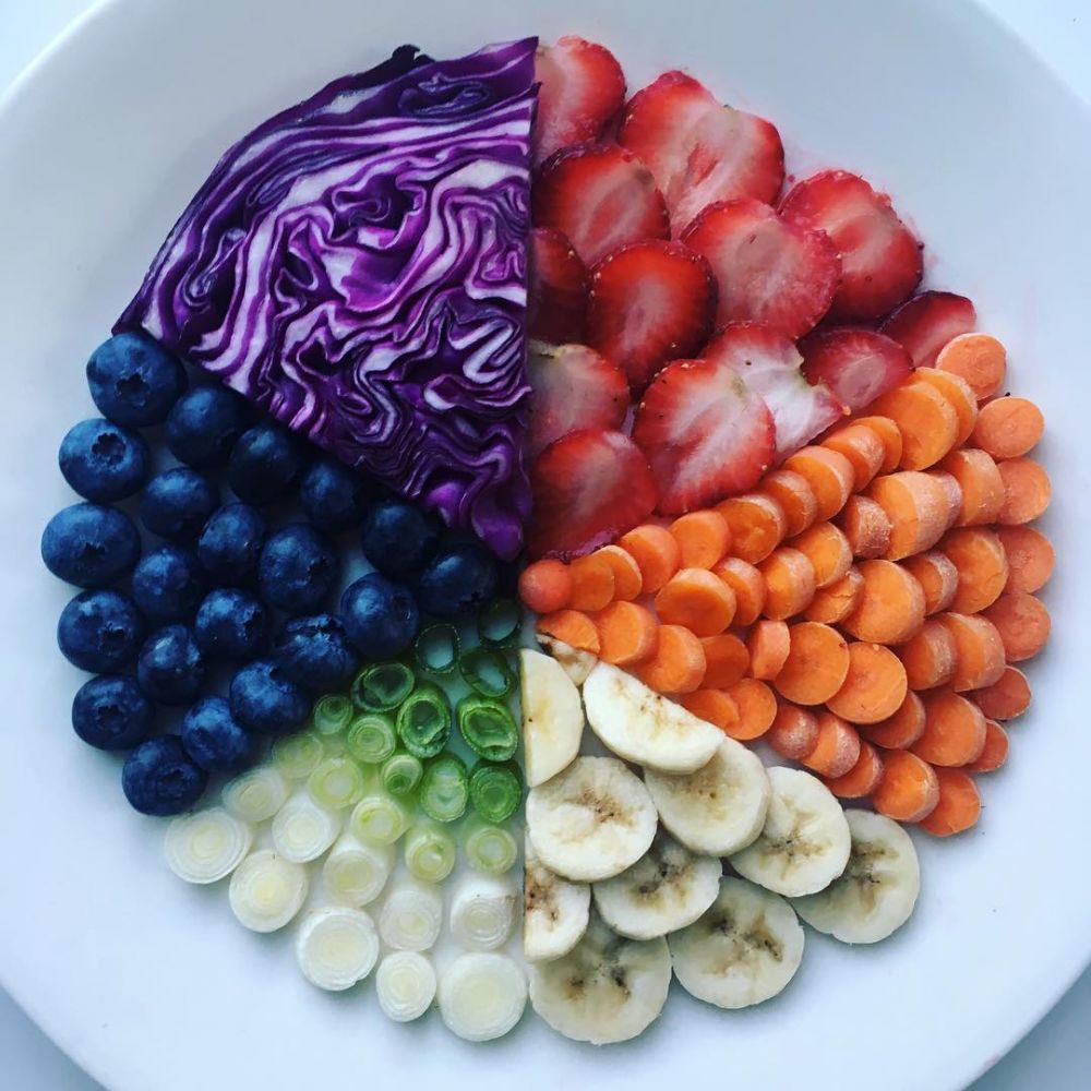 20 Karya seni geometri menyusun makanan ini presisi banget