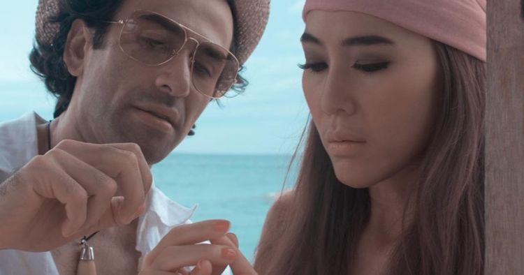 Awet muda, 11 momen Jeremy Thomas & istri ini bak remaja pacaran