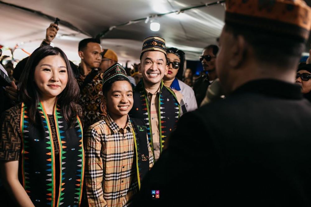 12 Momen prosesi adat Betrand Peto sah jadi anak Ruben Onsu, haru