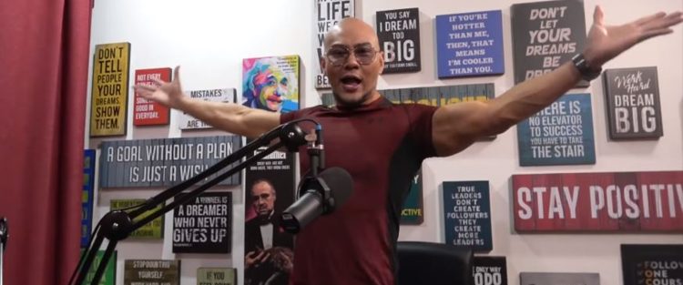 8 Potret studio podcast Deddy Corbuzier, rogoh kocek fantastis