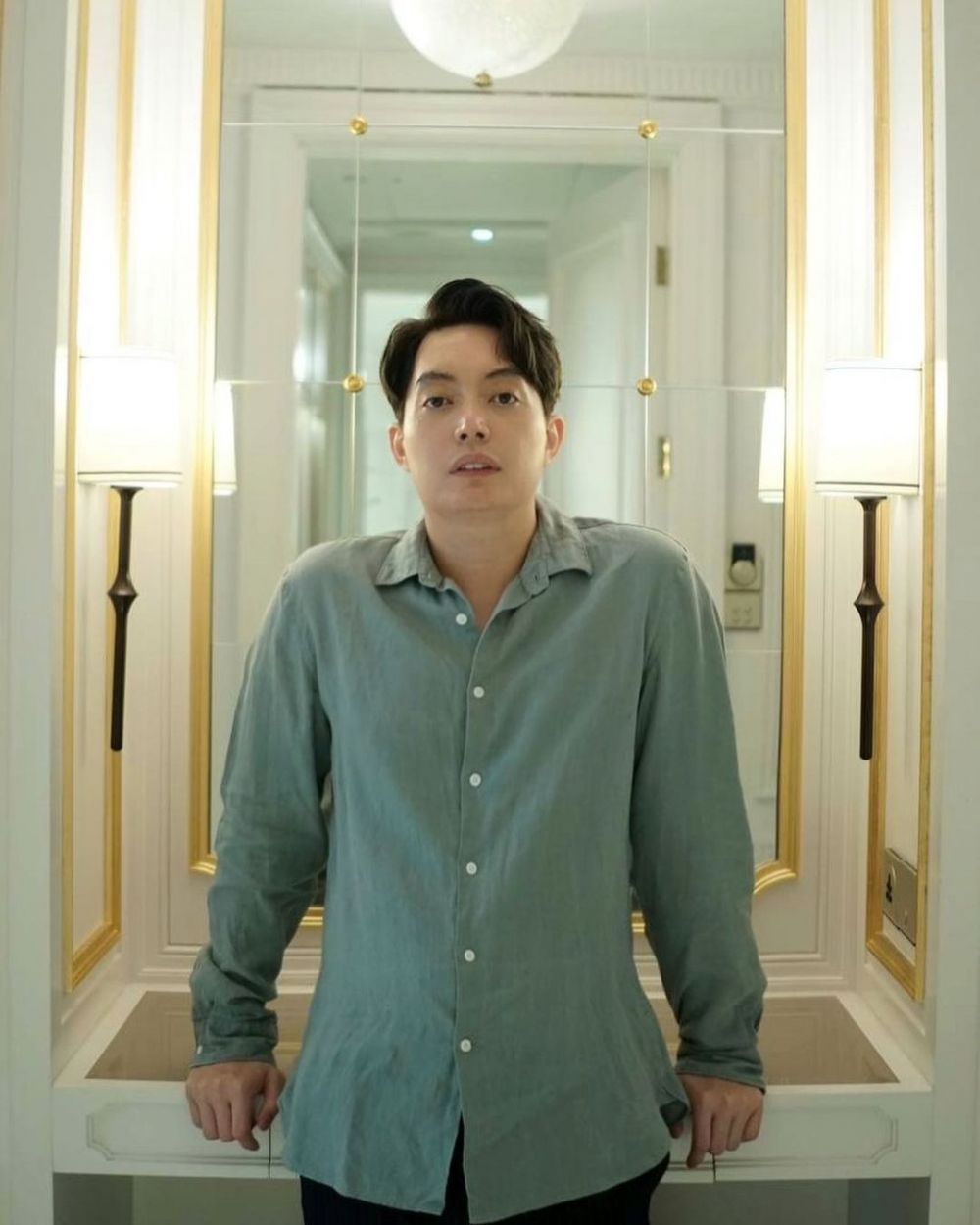 Sukses turun berat badan 9 kg, ini 10 potret terbaru Edric Tjandr