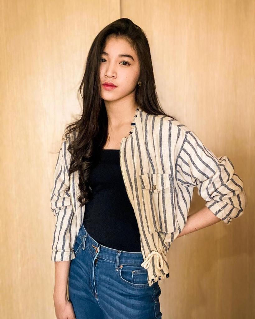 11 Potret Shani Indira, member JKT48 yang terpilih sebagai kapten