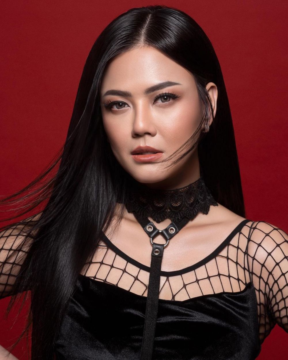 Potret perubahan Nita Gunawan kecil hingga kini, alisnya bikin sa