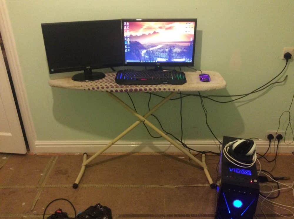 13 Penampakan setup gaming low budget ini bikin ngakak yang lihat ...