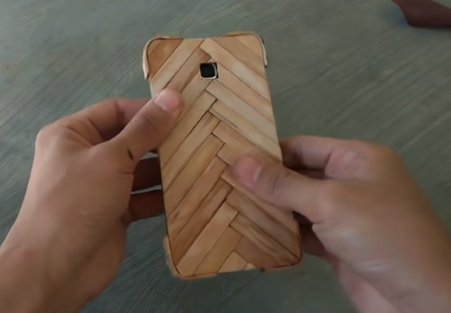 13 Ide kreatif membuat case HP dari bahan bekas, bisa jadi opsi bisnis ...