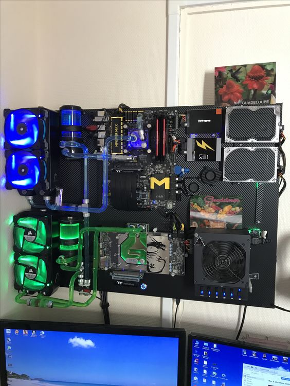 11 Ide kreatif rakit komputer menempel di dinding, bikin hemat tempat ...