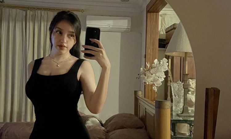 11 Potret Amanda Zahra, influencer memesona mirip karakter One Piece