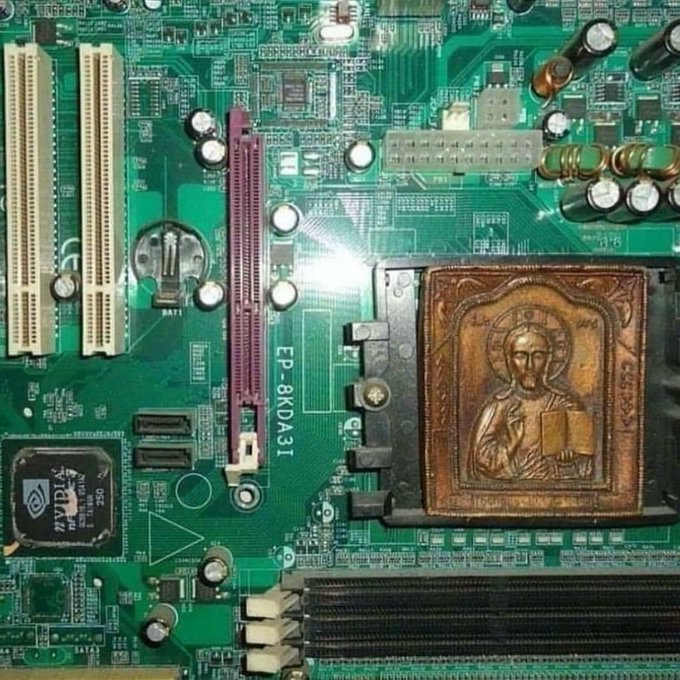 11 Ide unik sulap komponen hardware komputer jadi hiasan menarik ...