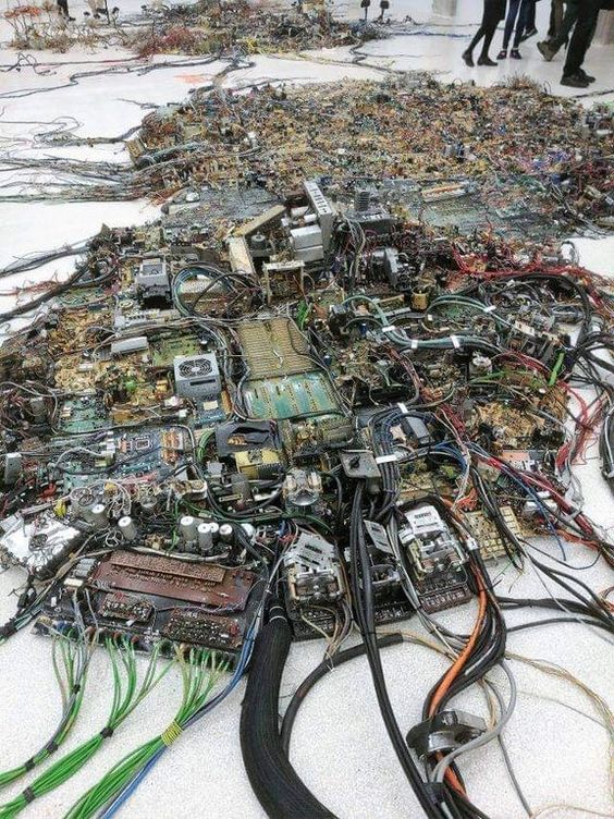 11 Ide unik sulap komponen hardware komputer jadi hiasan menarik ...