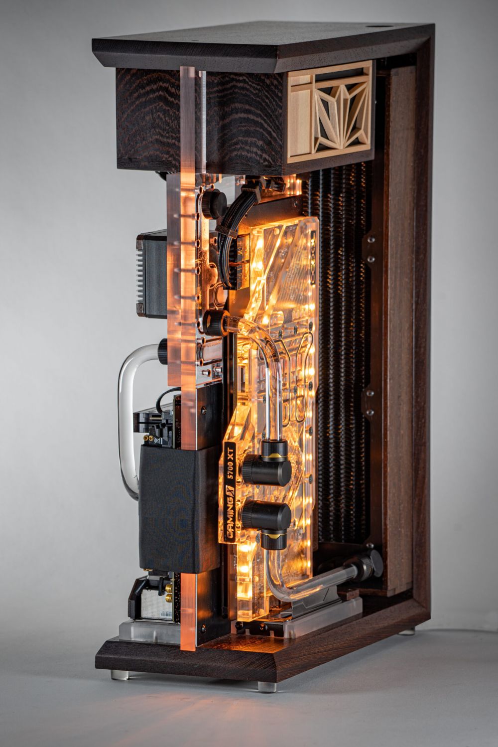 11 Ide unik rakit PC dengan konsep bangunan Jepang, minimalis elegan ...