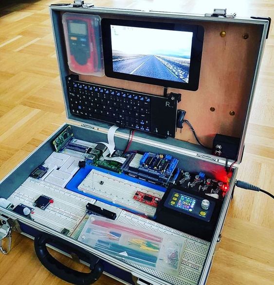 11 Potret unik komputer dirakit sangat ringkas, siap pakai setiap saat ...