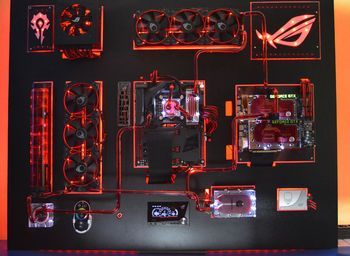 11 Ide kreatif rakit komputer di atas papan, tampilan tetap menarik ...