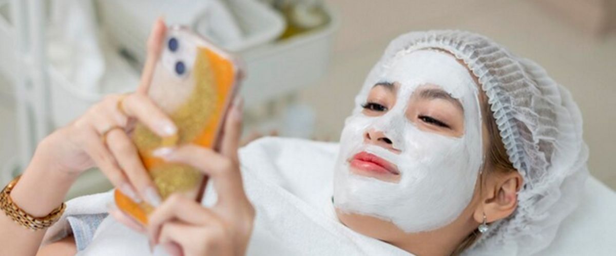 7 Tips menggunakan masker bubuk agar wajah cerah, kombinasikan dengan ...