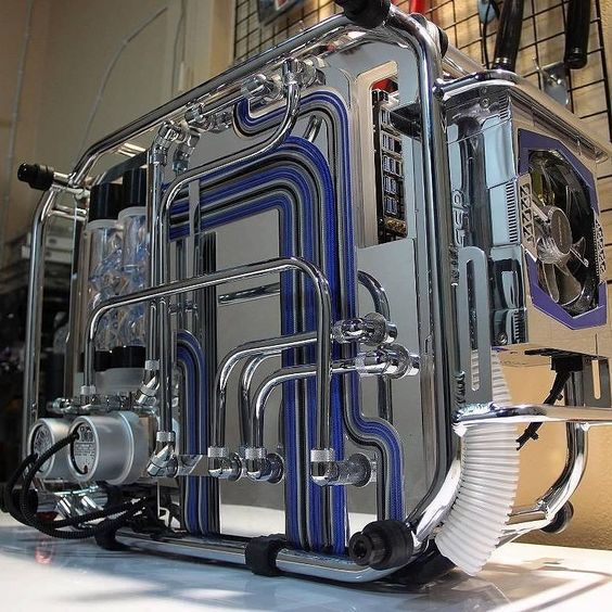 11 Ide kreatif rakit komputer dengan komponen berwarna chrome, tampil ...