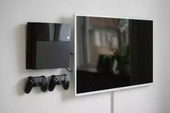 11 Ide kreatif simpan alat gaming di tempat yang aman, bisa di bawah ...