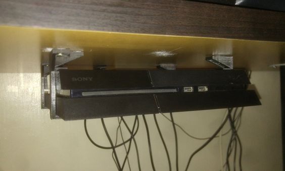 11 Ide kreatif simpan alat gaming di tempat yang aman, bisa di bawah ...