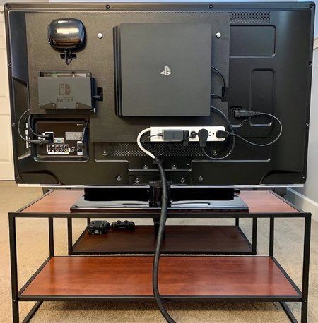 11 Ide kreatif simpan alat gaming di tempat yang aman, bisa di bawah ...