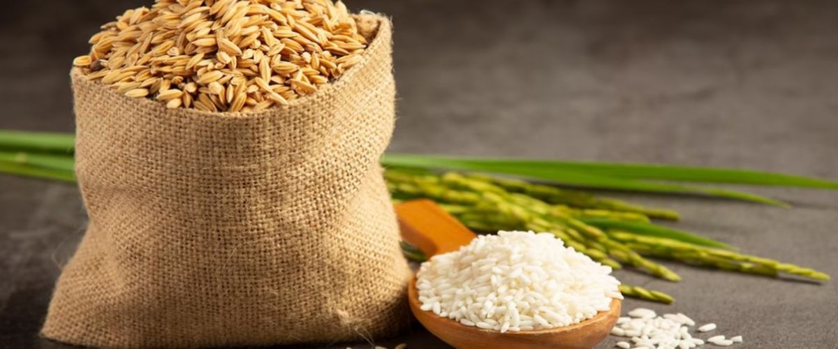 Cuma pakai beras, ini trik bikin masker untuk mencerahkan wajah