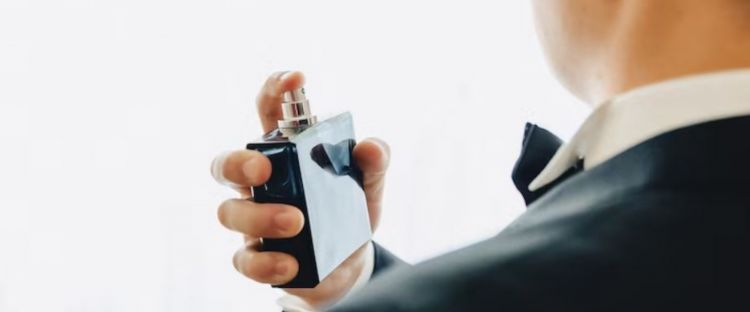 Cara memperbaiki semprotan parfum yang macet cuma pakai 1 alat rumahan ...