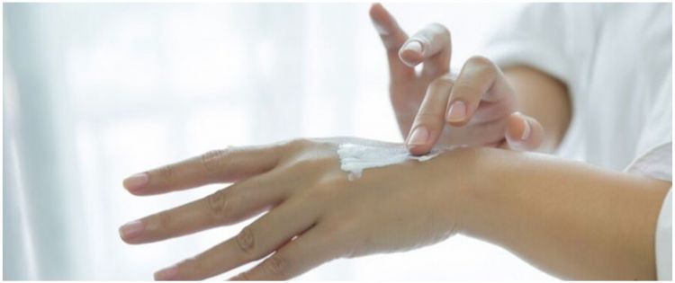 Tak perlu beli, ini cara mudah membuat hand cream sendiri hanya dengan ...