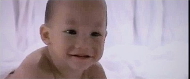 Bayi di iklan bank ini kini jadi musisi top, intip 11 potret ...