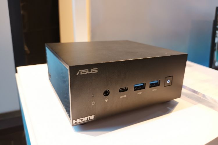 Asus rilis dua perangkat kecil-kecil cabe rawit, Mini PC dengan chipset ...