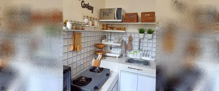 10 Potret dapur sepetak tanpa kitchen set ini penataannya estetik dan ...