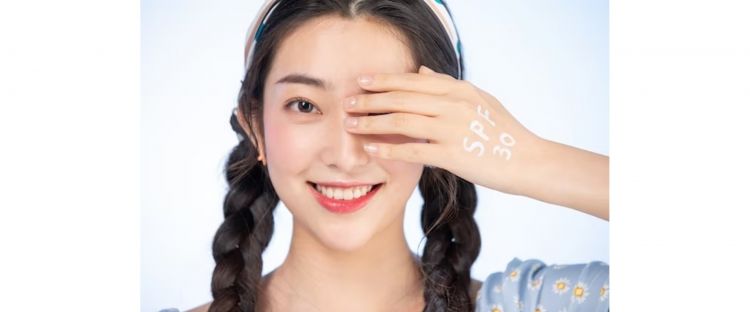 11 Rekomendasi sunscreen untuk kulit berjerawat merek lokal mulai Rp 30 ...