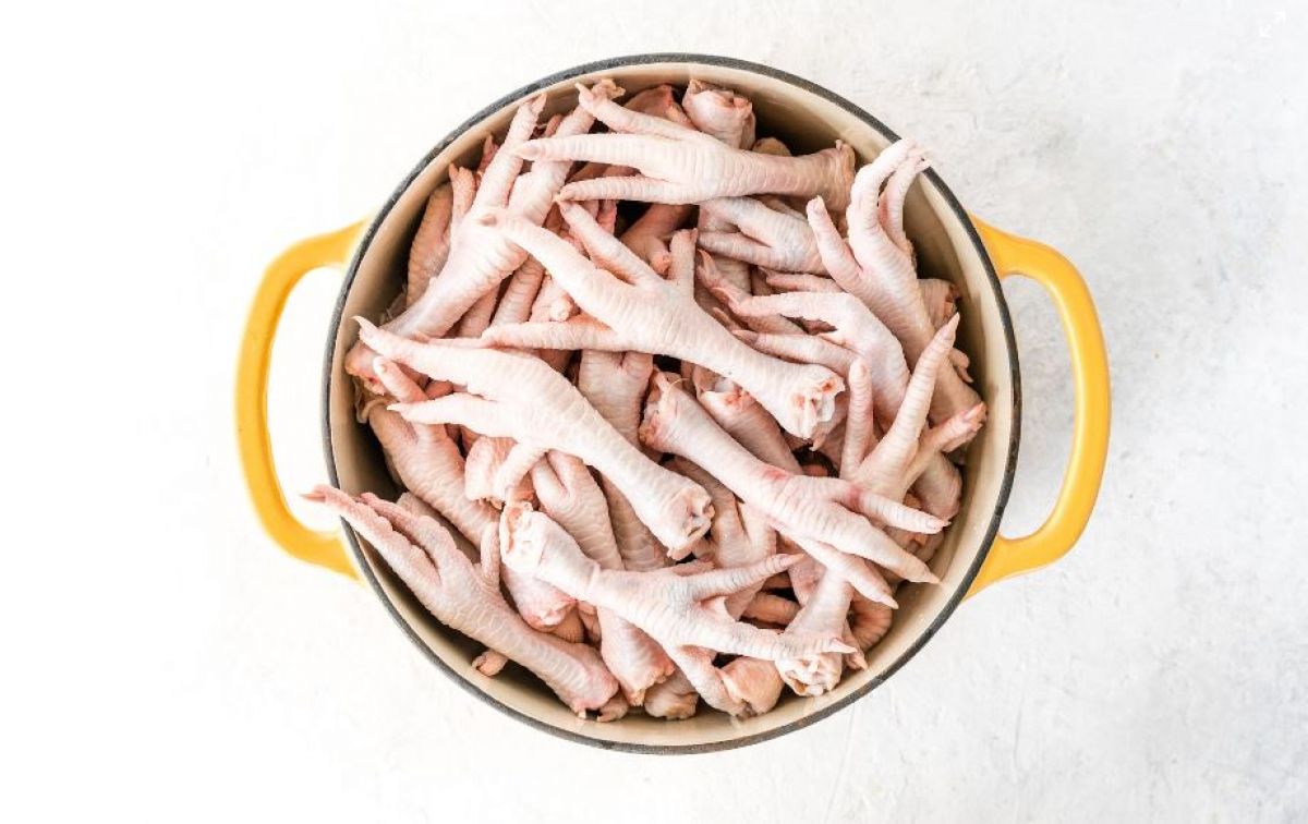 This method of boiling claws without pressure cooker results in soft ...