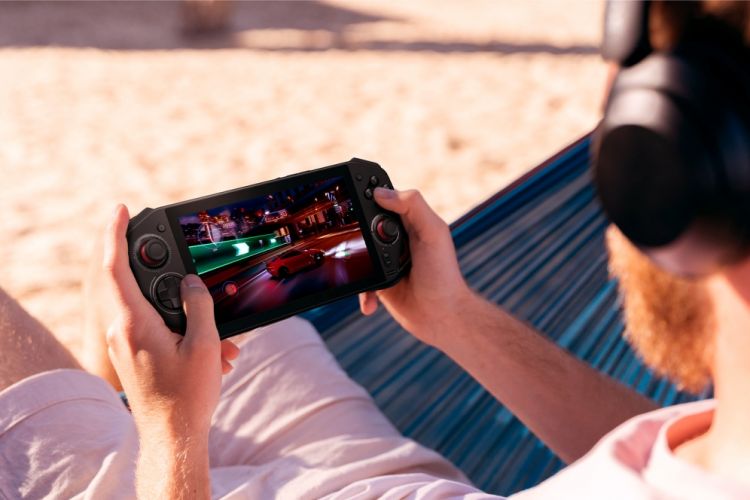 Acer luncurkan Nitro Blaze 7, handheld gaming PC dilengkapi Ryzen AI ...