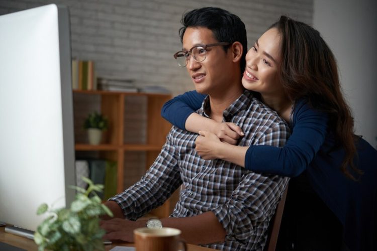 5 Contoh teks monolog anekdot tentang suami, pahami pengertian dam ...
