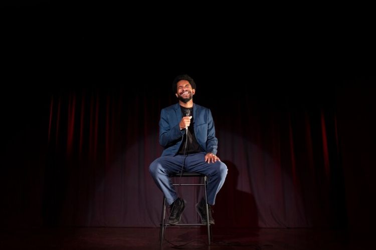 5 Contoh teks stand up comedy singkat lucu, lengkap dengan metode ...