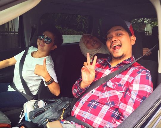 Kerap jadi pembawa acara bareng, intip 11 potret kebersamaan Indy ... Kerap jadi pembawa acara bareng, intip 11 potret kebersamaan Indy ...