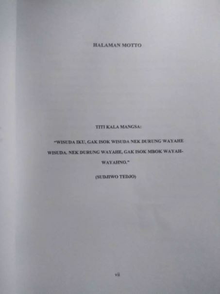 11 Potret kocak halaman motto skripsi ini tulisannya bikin baca dua kali sambil senyum tipis