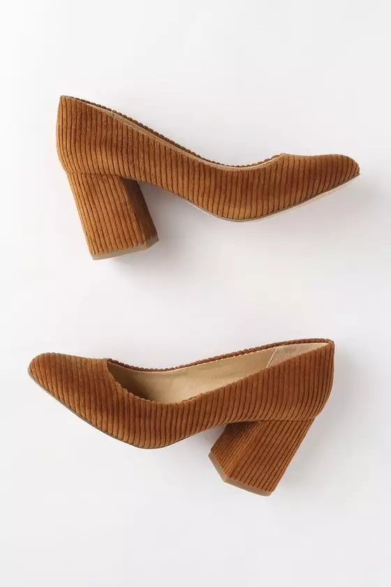 40 Jenis model sepatu cewek yang bikin penampilan stylish