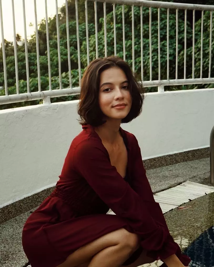 5 Gaya Juria Hartmans dengan rambut pendek, dipuji Gading Marten