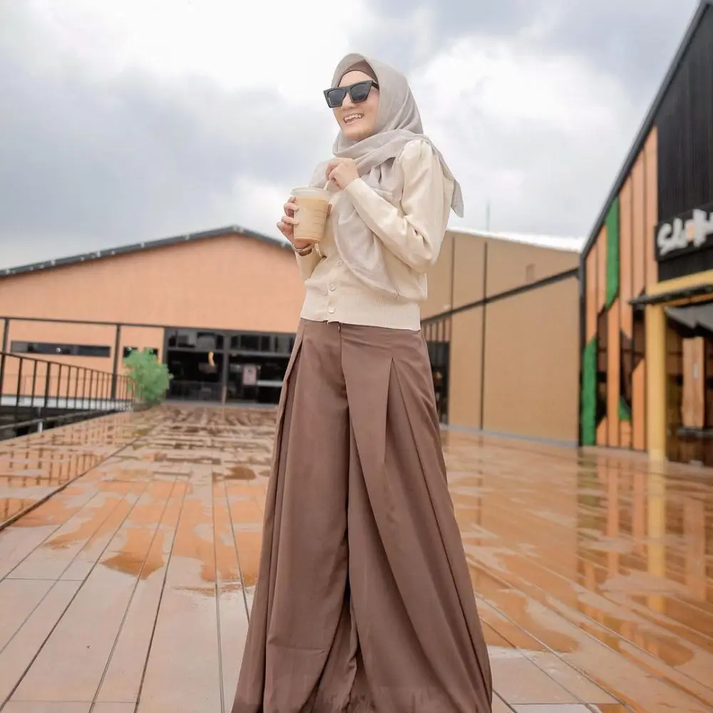 Penampilan lebih tertutup, ini 7 pesona Kiki Amalia dengan hijab Penampilan lebih tertutup, ini 7 pesona Kiki Amalia dengan hijab