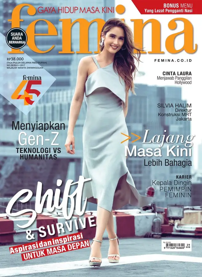 10 Potret Cinta Laura Saat Jadi Cover Majalah Gayanya Memukau