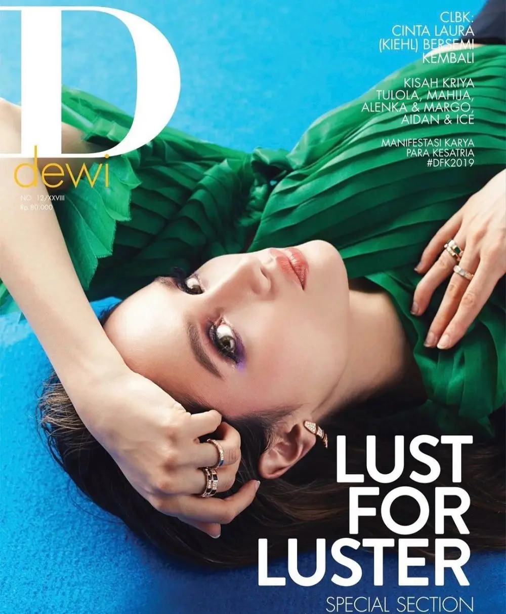 10 Potret Cinta Laura Saat Jadi Cover Majalah Gayanya Memukau